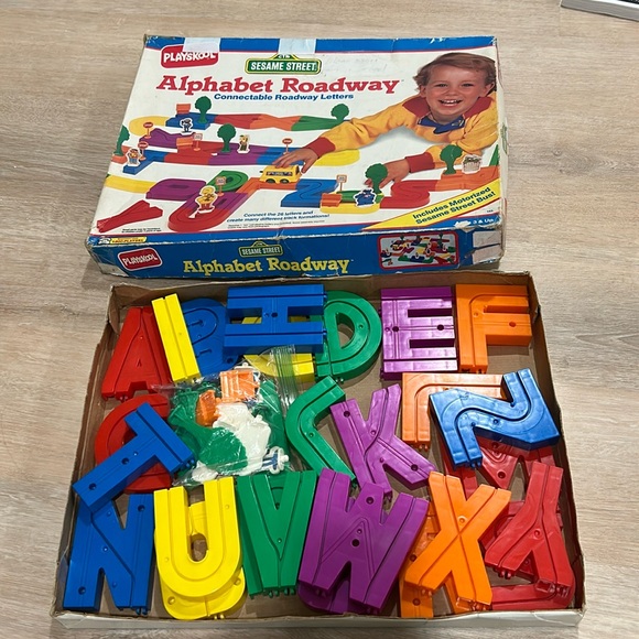 Sesame Street | Toys | Playskool Sesame Street Alphabet Roadway Toy ...